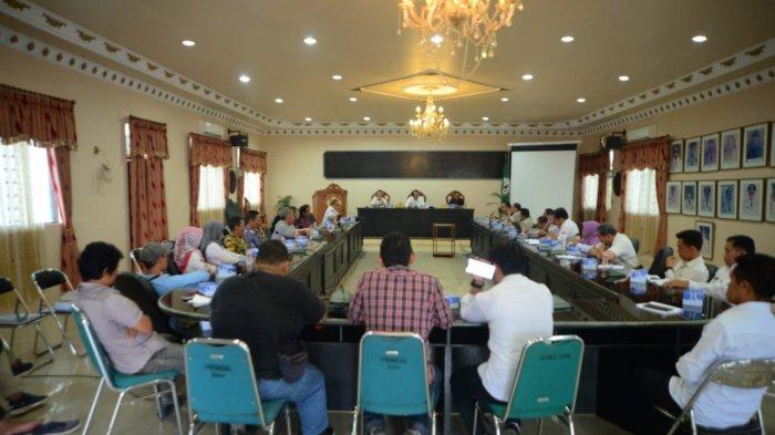 Dua Titik Tercemar Paparan Debu Batu Bara di Batola, PT Talenta Bumi ...