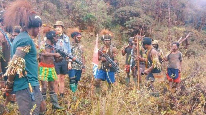 Jejak Aske Mabel: Masih Jadi Polisi Curi Senjata, Dipecat Klaim Jadi ...