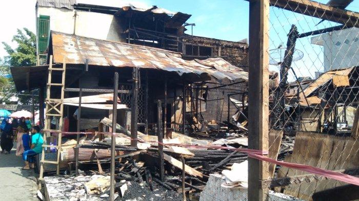 BREAKING NEWS - Kebakaran Pemukiman di Barabai HST, Tiga Rumah Hangus Dilalap Api ...