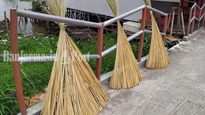 Daun Nipah Bisa Dibuat Atap Rumah Yang Bertahan Hingga Lima Tahun ...