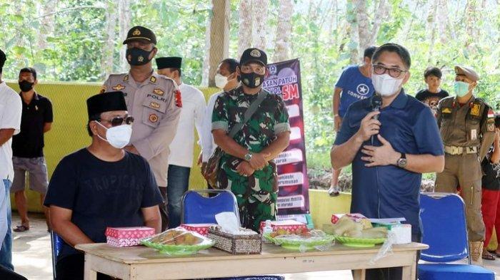 Gubernur Kalsel dan Wabup HSS Meninjau Vaksinasi Bergerak di Hamak ...