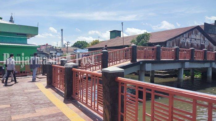 Wisata Kalsel - Sebelum Jadi Siring, Kawasan Kampung Ketupat Adalah Permukiman Warga ...