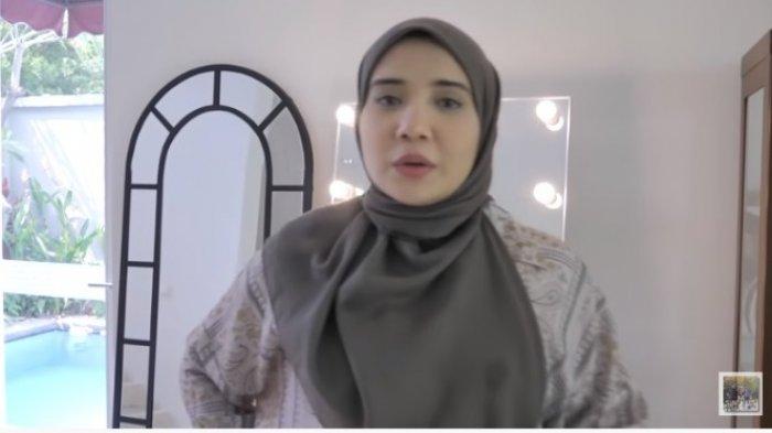 Jumlah Bayaran Zaskia Sungkar Saat Pertama Kali Main Film dengan Mark ... Jumlah Bayaran Zaskia Sungkar Saat Pertama Kali Main Film dengan Mark ...