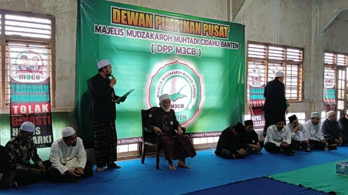 Abuya Muhtadi Dimyati Intruksikan M3CB Menangkan Ganjar-Mahfud di Banten - Tribunbanten.com