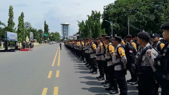 Polisi dan TNI di Kota Cilegon Siap Amankan TPS saat Pemilu 2024 - Tribunbanten.com
