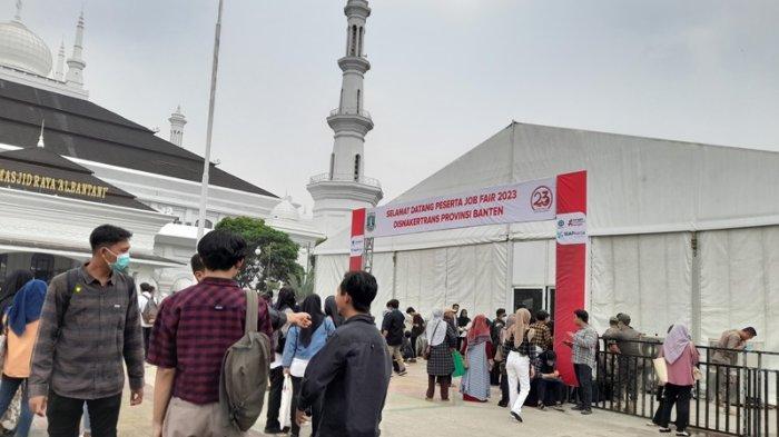 Banten Job Fair 2023 Dibuka, Pencari Kerja Serbu 53 Boot Perusahaan ...