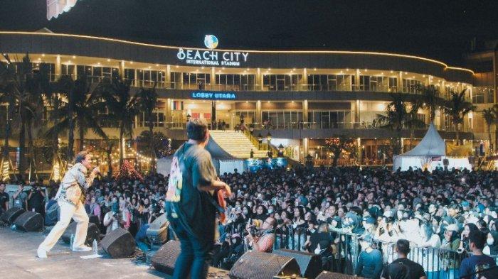 Bantah Jadi Proyek Mangkrak, Beach City International Stadium Masih Beroperasi - Tribunbanten.com