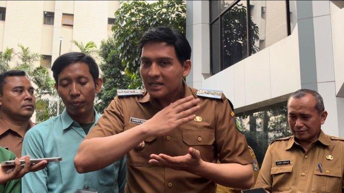 Sah! Bupati Indramayu Lucky Hakim Disanksi 3 Bulan Berkantor di Kemendagri Gegara Liburan ke ...