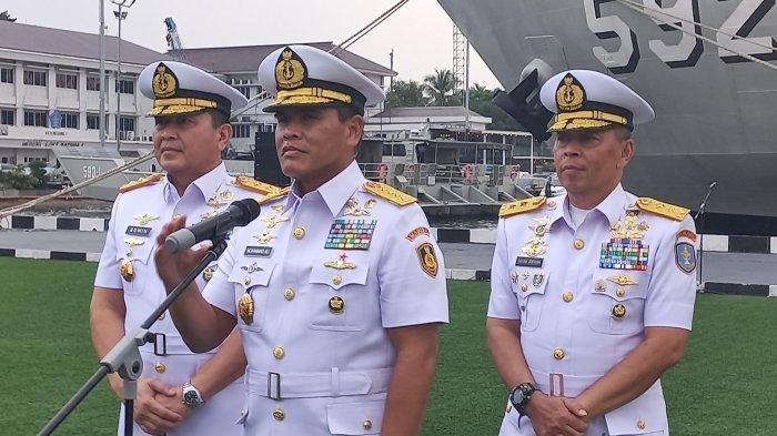 Laksamana TNI Muhammad Ali Resmikan 2 Kapal Buru Ranjau Baru Buatan Jerman di Komando Armada II ...
