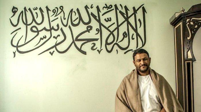 'Imam Masjid Gay Pertama di Dunia' Muhsin Hendricks Ditembak Mati, Apa ...