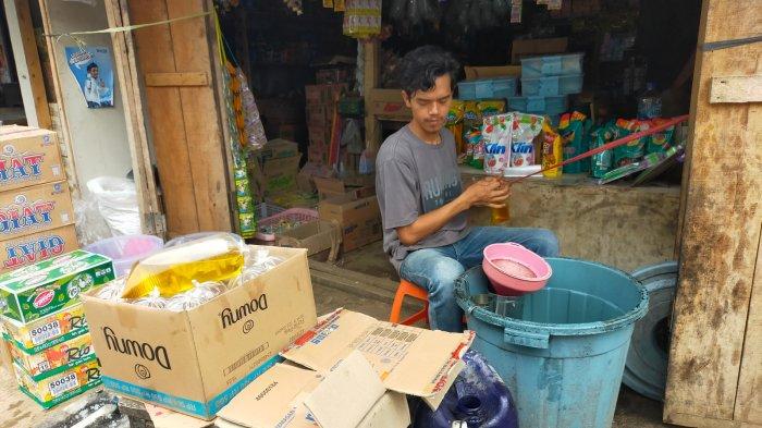 Minyakita Langka, Warga Lebak Beralih Gunakan Minyak Goreng Curah - Tribunbanten.com