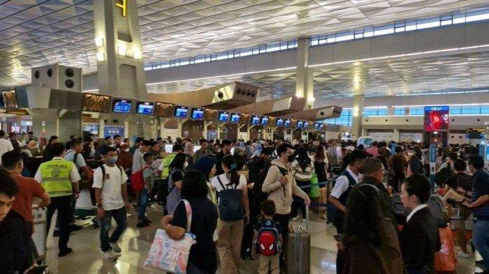 179.483 Penumpang Tiba di Bandara Soekarno-Hatta Pada Puncak Arus Balik Mudik Lebaran 2024 Hari ...