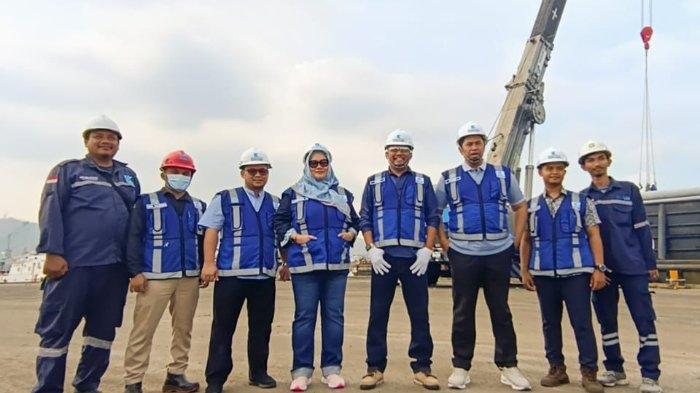 Dukung Pembangunan Tol Trans Sumatera, PT KJS Tangani Bongkar Muat 1. ...