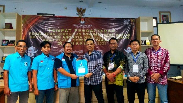 Baru 11 Parpol yang Sampaikan Berkas Perbaikan Bacaleg ke KPU Kabupaten Serang - Tribunbanten.com