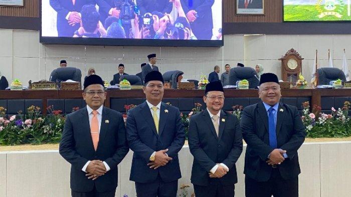 Resmi Dilantik, Ini Daftar Pimpinan DPRD Banten 2024-2029 - Tribunbanten.com