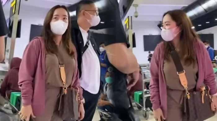 Terungkap Identitas Wanita yang Maki Ibu Arteri Dahlan, Bukan Anak ...