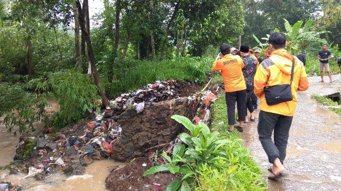 Sempat Hilang Terseret Arus Sungai, Satu Siswa SD di Baros Serang ...