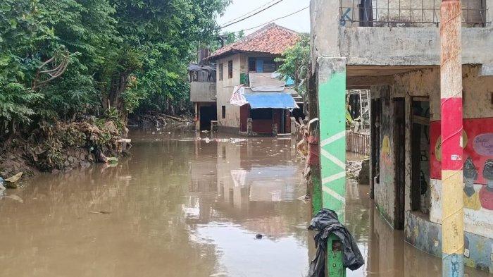 Update Banjir Jakarta Hari Ini, 54 RT dan 23 Ruas Jalan, Ini Daftar Wilayah Terdampak - Halaman ...