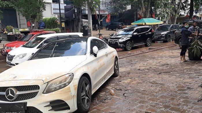 Mobil Terendam Banjir, Berikut 3 Tips Pertolongan Pertama - Tribunbanten.com