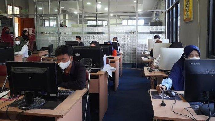 Cerita Peserta UTBK di Kampus Untirta: Semangat Berangkat Sejak Subuh ...