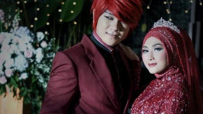 Pesulap Merah Sudah Beristri Lho! Ini Momen Pernikahannya, Rambutnya ...
