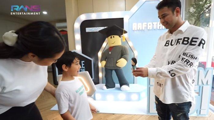 Lulus TK, Putra Nagita Slavina dan Raffi Ahmad Dapat Kado Spesial ... Lulus TK, Putra Nagita Slavina dan Raffi Ahmad Dapat Kado Spesial ...
