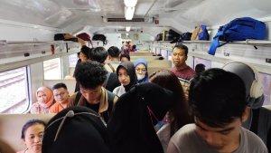 Info Tiket Kereta Api untuk Libur Natal dan Tahun Baru 2024, Tersedia KA Tambahan - Tribunbanten.com