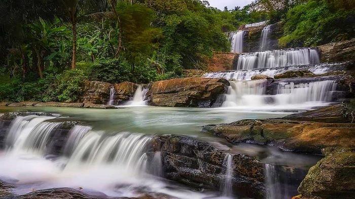 Menyusuri Destinasi Alam Curug Nangga di Pekuncen yang Disebut Air ...