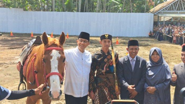 Capres Anies Baswedan Dapat Ancaman Penembakan saat Live di Tiktok ...