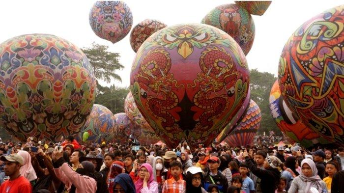 Tradisi Lebaran Festival Balon Udara Wonosobo Akan Berlangsung Selama ...