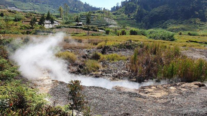 Gunung Api Dieng Berstatus Waspada, Wisatawan Dilarang Dekati Kawah ...