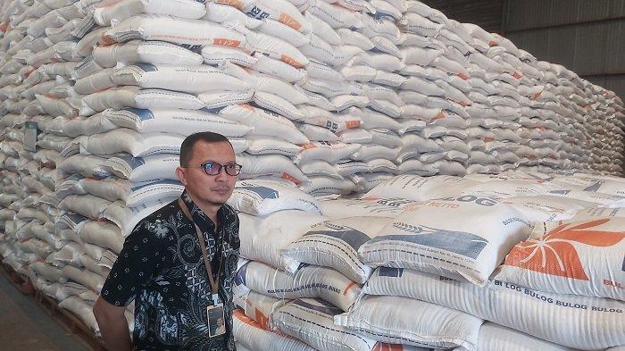 Ancaman Kemarau Panjang, Bulog Tegal Pastikan Punya Stok Mencukupi untuk 5 Bulan ke Depan ...