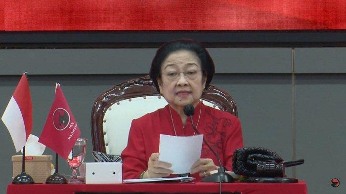 Tutup Rakernas PDIP, Megawati Perintahkan Kader Sosialisasikan Ganjar ...