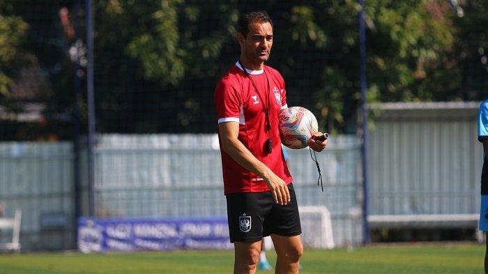 Bak Jatuh Tertimpa Tangga, Gilbert Agius Pusing PSIS Kehilangan Amunisi ...