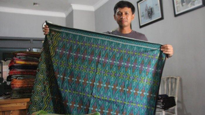 Omzet Ratusan Juta Per bulan, Pengusaha Tenun Troso Jepara Ekspor ...
