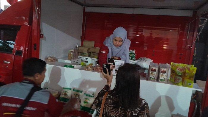 Emak-emak di Kampung Semarang Kini Bisa Beli Bahan Pokok Murah, Mobil ...