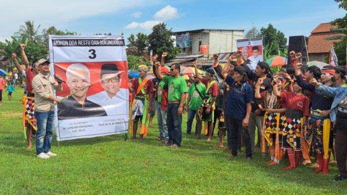 Cara Unik Kampanye Relawan Puser Bumi Banyumas Dukung Ganjar-Mahfud ...
