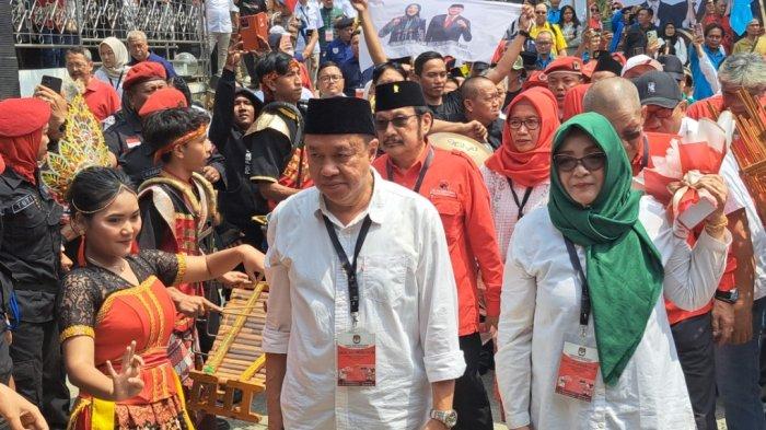 PROFIL Dwi Asih Lintarti Dampingi Sadewo di Pilkada Banyumas 2024 ...