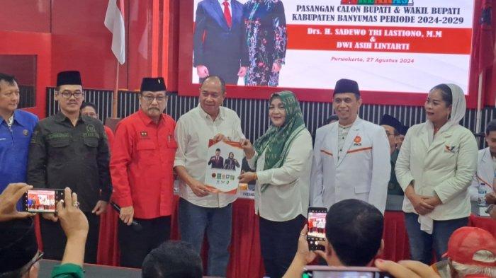 Sadewo dan Lintarti Deklarasi Jadi Cabup dan Cawabup Banyumas, Sebut Diri Petugas Partai ...