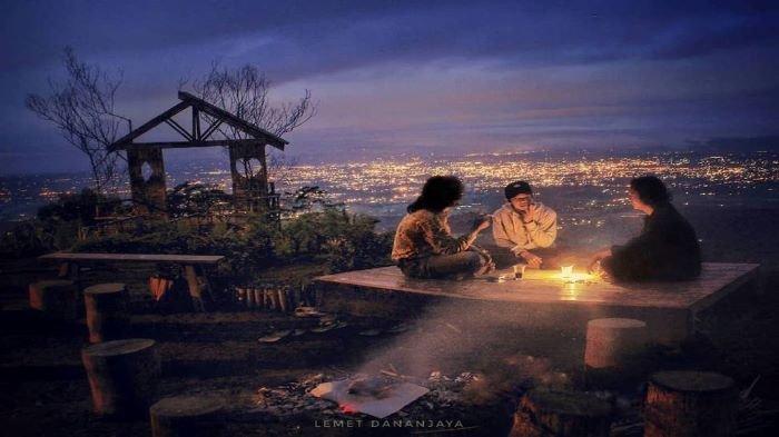 Menikmati Kerlap-kerlip Lampu Perkotaan Purwokerto dari Ketinggian di ...