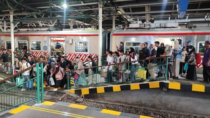 PT Kereta Api Daop 6 Yogyakarta Berangkatkan 31 Ribu Pemudik Arus Balik ...