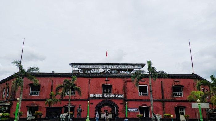 Menyusuri Megahnya Benteng Peninggalan Belanda, Wisata Geopark Benteng ...