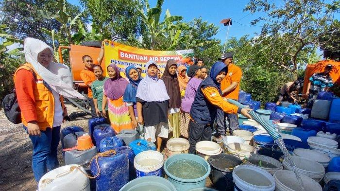 Beberapa Wilayah Di Cilacap Kekeringan Bpbd Cilacap Salurkan 65 000