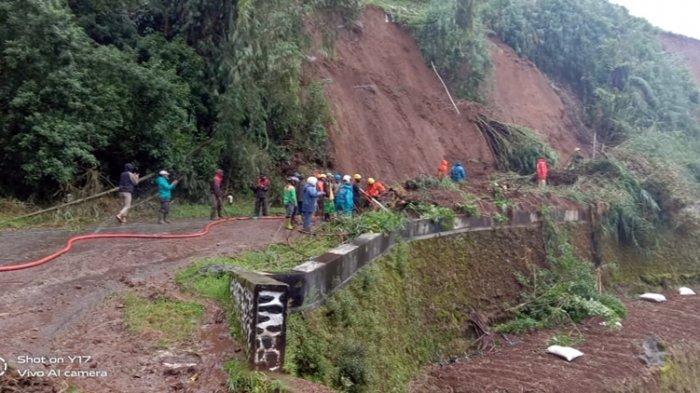 Semua Jalur Utama Menuju Kawasan Wisata Dieng Dikepung Longsor, Butuh ...