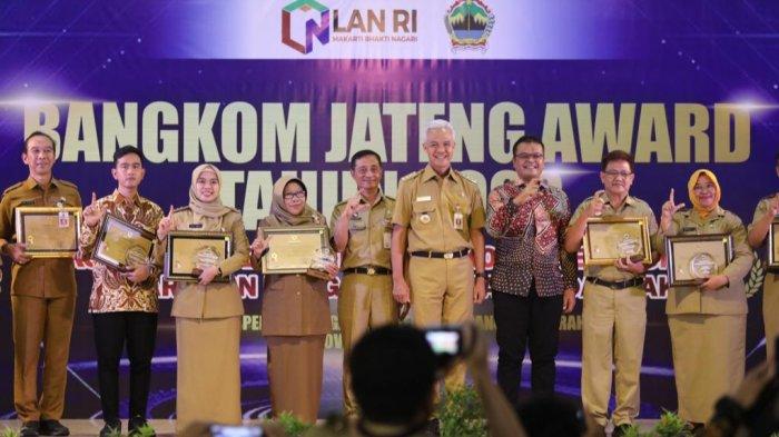 Penghargaan Bangkom Jateng Award 2023, Ganjar Minta Kepala Daerah dan OPD Jadi Inspirator ...
