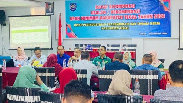 Usulan UMK Kabupaten Tegal, Buruh Tak Sepakat, Belum Ada Titik Temu ...