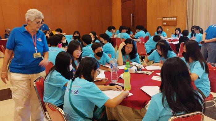 Puhua School Purwokerto Undang 3 Profesor dari City University of New ...