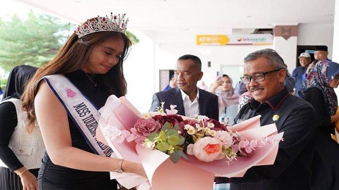 Dewi Aulia Siswi SMKN 2 Batam Wakili Indonesia di Ajang Miss Tourism ...