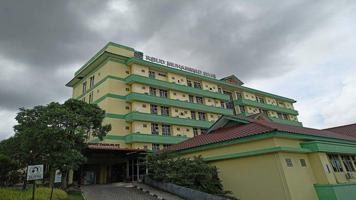 RSUD Muhammad Sani Karimun Tetap Layani Pasien 24 Jam selama Libur ...