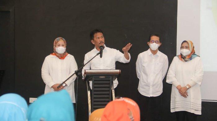 Walikota Batam Rudi Temui Kader Posyandu, Ajak Jaga Anak dari Stunting - Tribunbatam.id